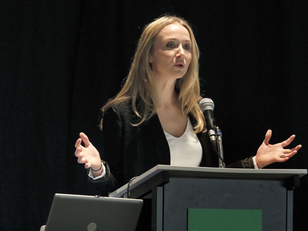 Explorer Jacques Cousteau’s granddaughter visits Toledo | The Blade