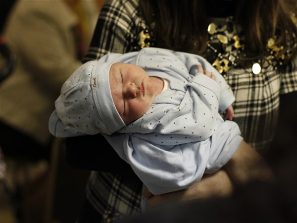 Toledo rabbi celebrates son in Jewish tradition | The Blade