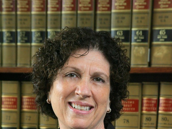 Beth A. Eisler, 1946-2012: Toledo professor of law a former interim ...