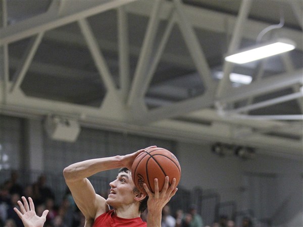 Jackson Lamb's 32-point, 11-board game sparks Bedford in win over ...