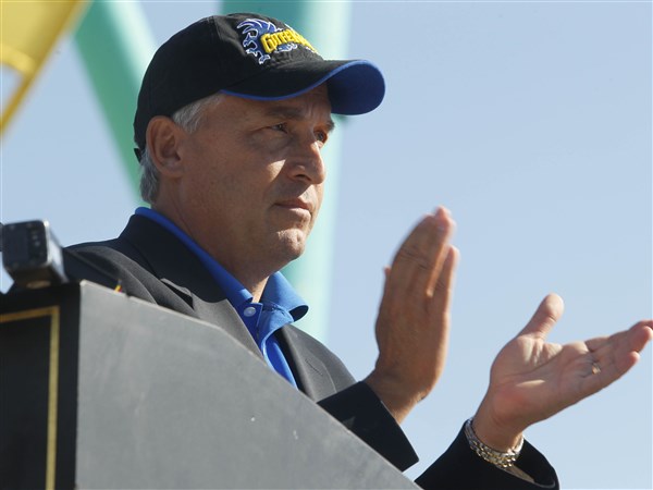 Cedar Fair CEO gets indefinite contract extension | The Blade