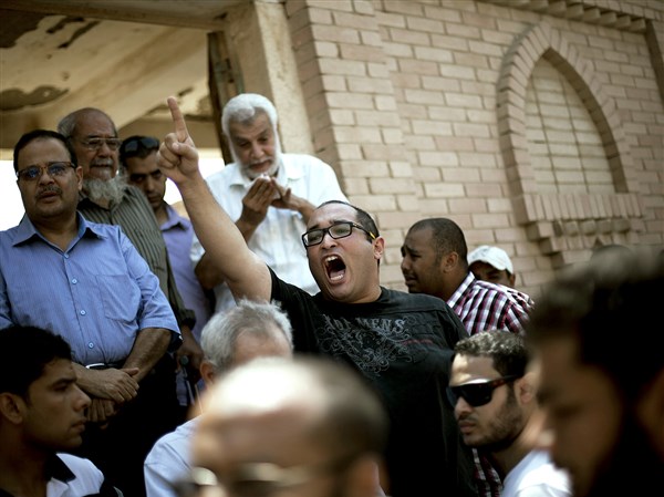 Egypt outlaws vigilantes; dozens of detainees die | The Blade