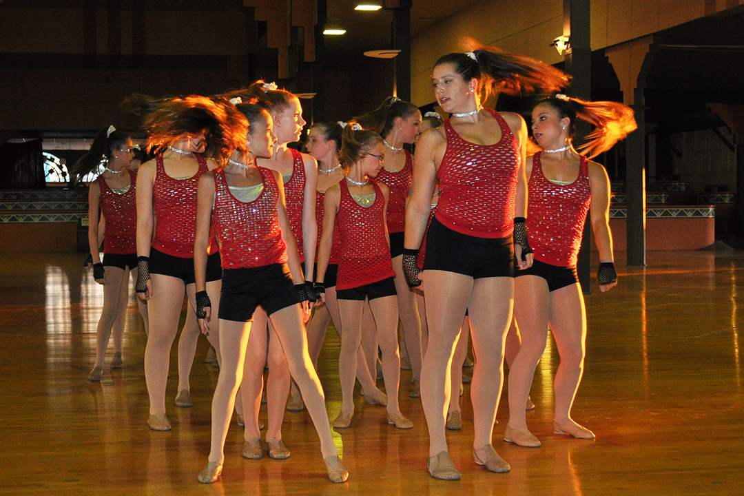 Dancers light up Luminosity stage - The Blade