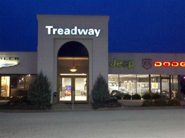 Findlay auto dealership marks new ownership | The Blade