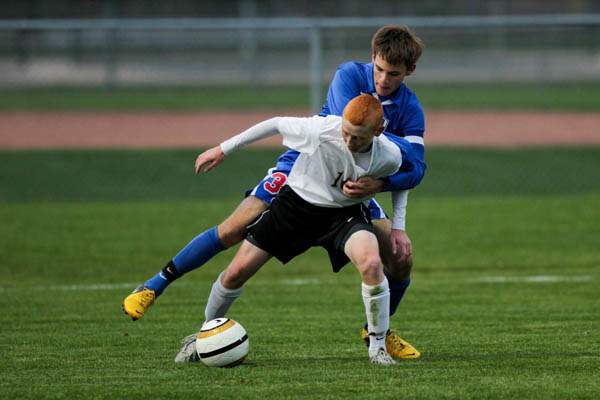 St. Francis against Perrysburg on the soccer pitch - The Blade