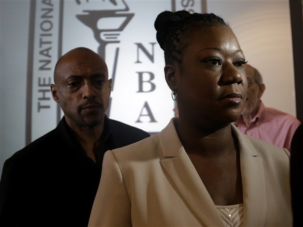 Trayvon's mom: Clarify stand your ground laws | The Blade