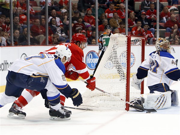 Blues use balanced offense to spur a 4-1 victory over Red Wings | The Blade