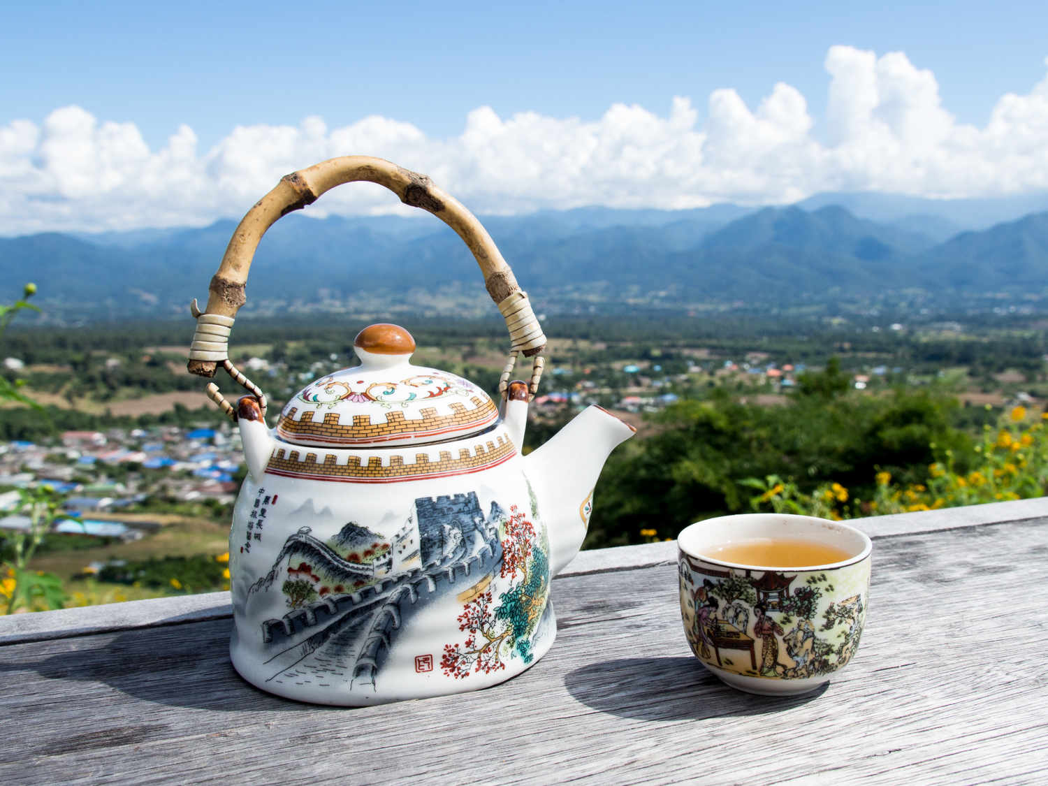 News of Art: LeSo Gallery show to take viewers to Thailand - The Blade