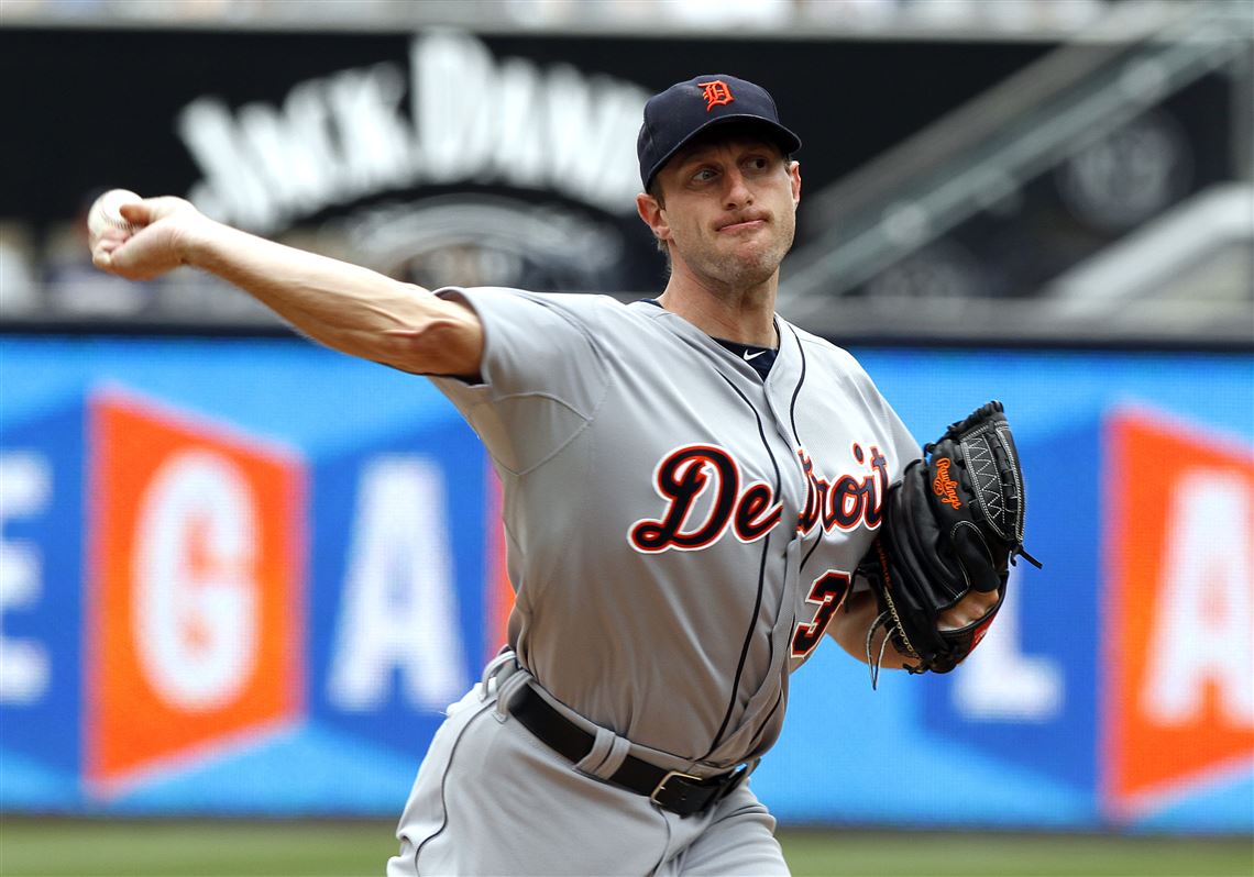 Max Scherzer Tigers Max Scherzer Of The Detroit Tigers Pitches During