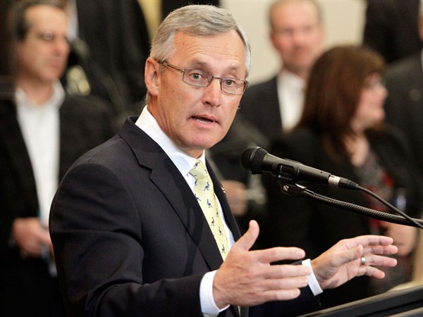 Youngstown State trustees pick Jim Tressel to lead university | The Blade