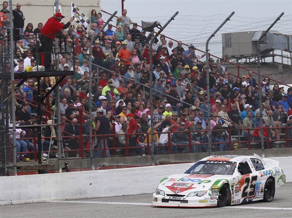 Justin Boston holds on to win Menards 200 | The Blade