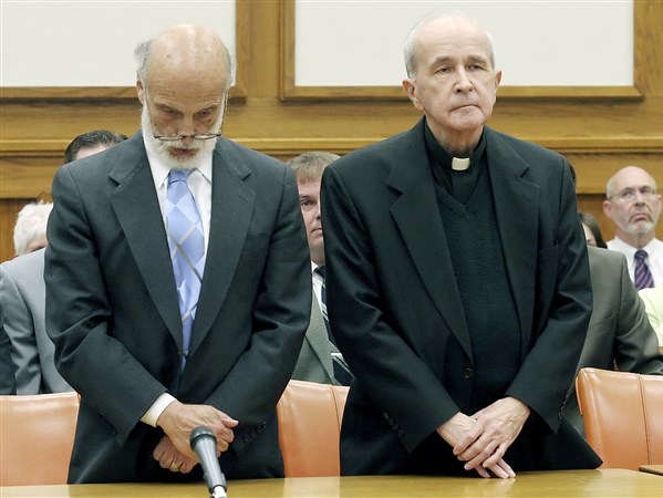Toledo priest Gerald Robinson, convicted in nun’s 1980 murder, dies ...
