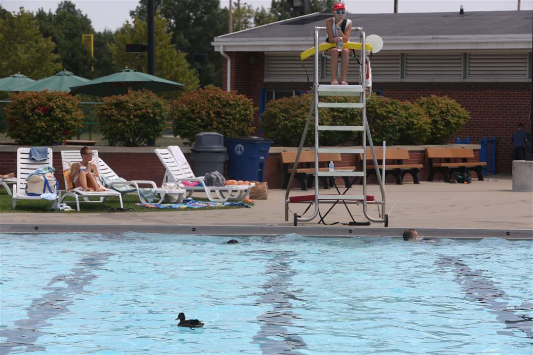 Perrysburg pool closing soon - The Blade