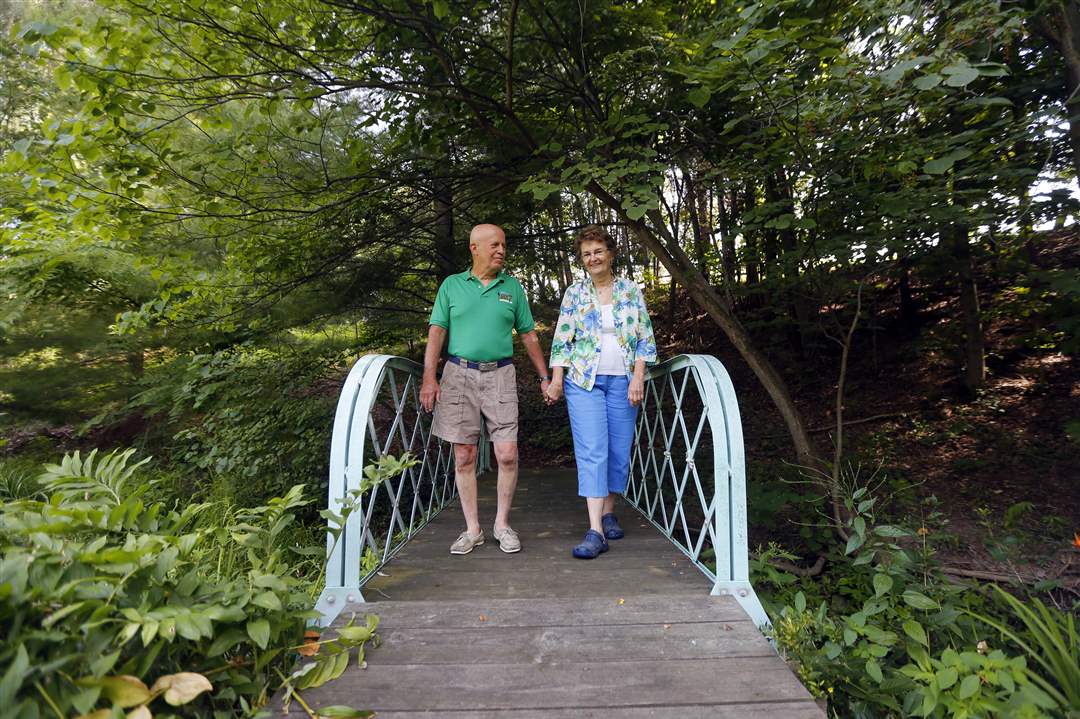 Weed It & Reap: Johanna and Bill Mack - The Blade