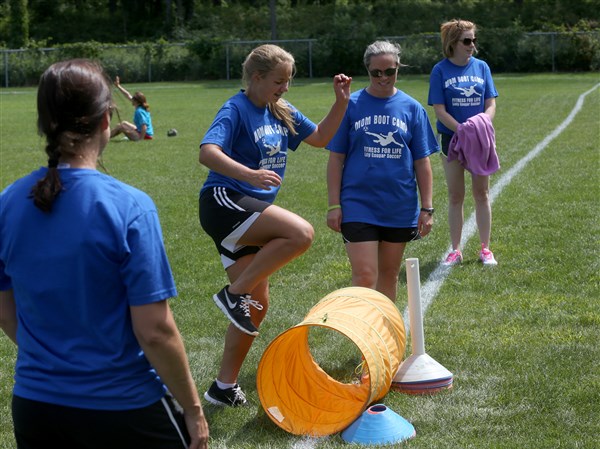 Moms participate in soccer boot camp | The Blade