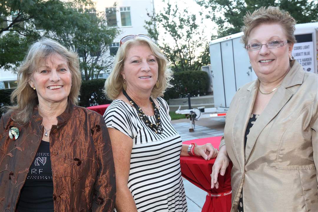 On the Town: 9/14 - The Blade