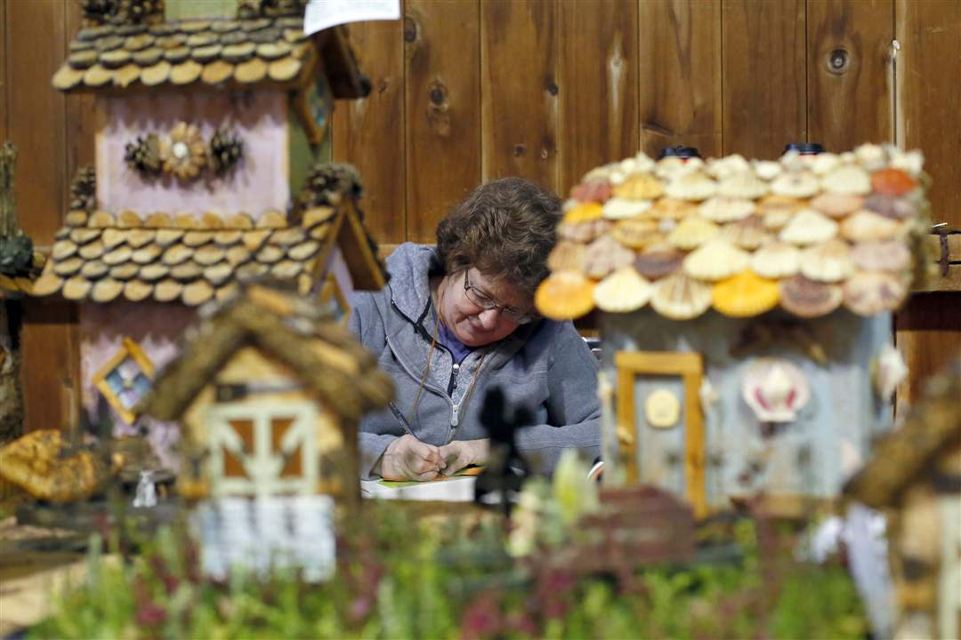 Harvest Gift and Craft Show - The Blade