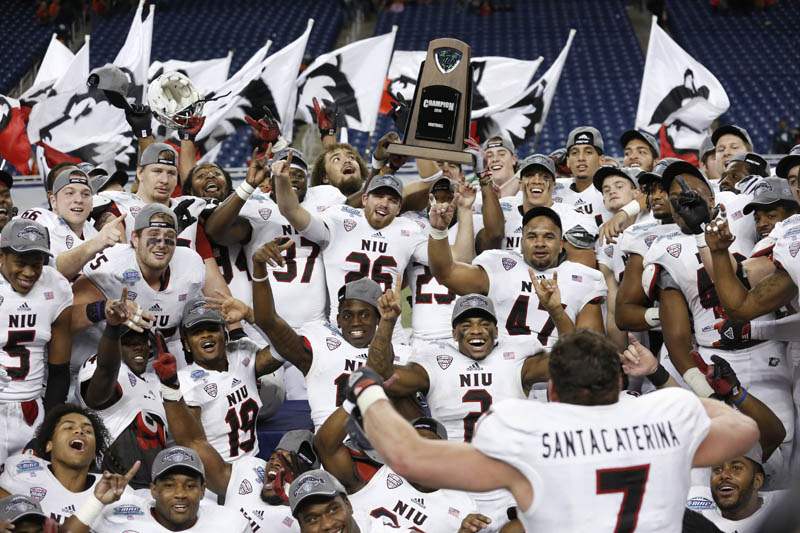 IN PICTURES: Bowling Green vs. Northern Illinois - The Blade