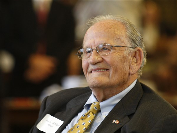 Judge who imprisoned Pete Rose dies in Ohio at 94 | The Blade