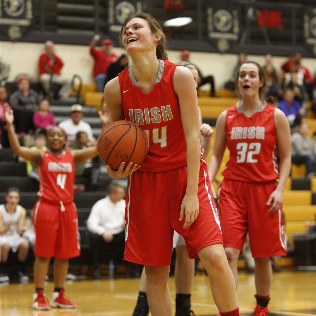 IN PICTURES: Perrysburg girls defeat Central Catholic - The Blade