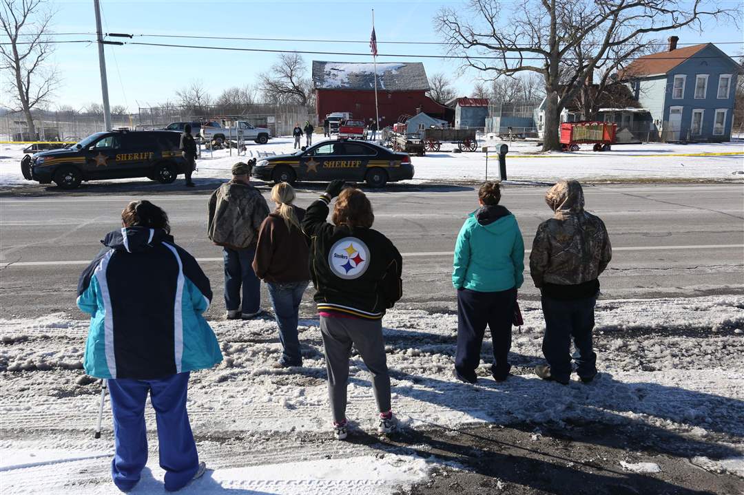 Animals tranquilized at Tiger Ridge sanctuary - The Blade