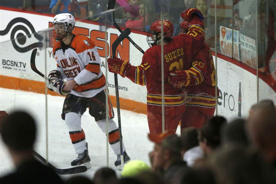 IN PICTURES: BGSU defeats Ferris State - The Blade