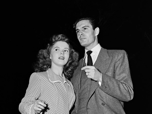 Louis Jourdan, Frenchman who starred in 'Gigi,' dies at 93 | The Blade