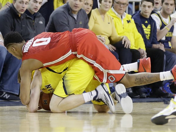 Albrecht scores 16 as Michigan upsets No. 24 Ohio State 64-57 | The Blade