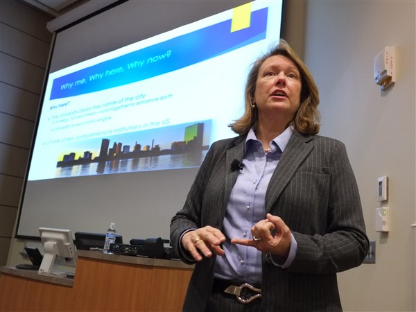 Sharon Gaber, last of 3 UT presidential candidates, finishes campus ...