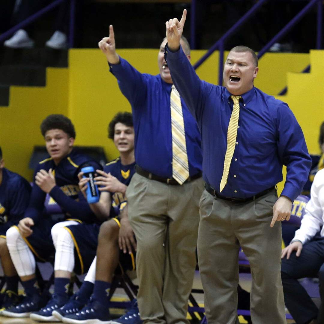 IN PICTURES: Central Catholic boys top Whitmer - The Blade