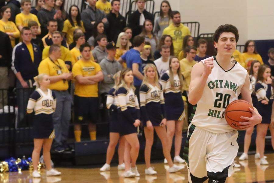 IN PICTURES: Div. IV Ottawa Hills vs. Toledo Christian - The Blade