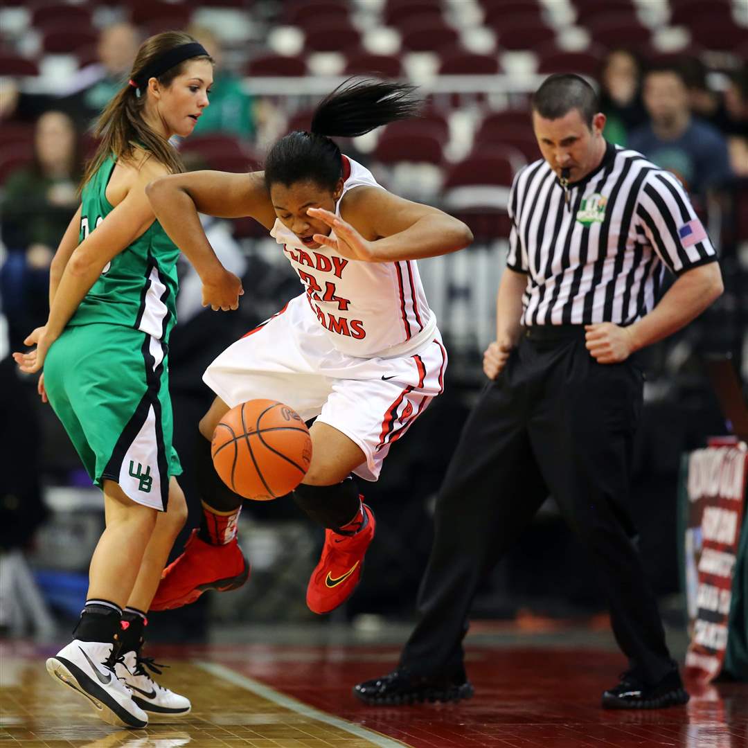 IN PICTURES: Rogers girls win state semifinal - The Blade