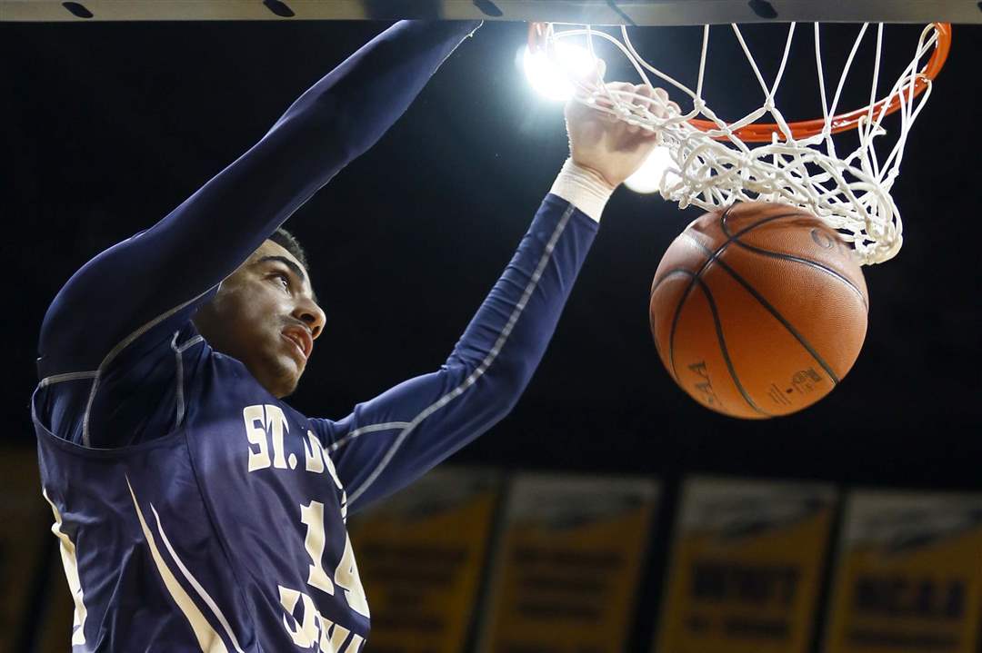 IN PICTURES: Lima Senior eliminates St. John's - The Blade