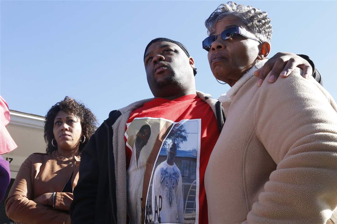 Pope family press conference - The Blade