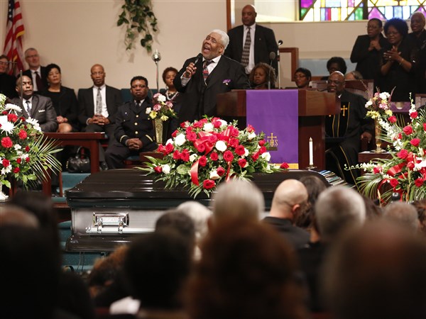 Hundreds cram into Warren AME Church to honor Jack Ford at funeral in ...