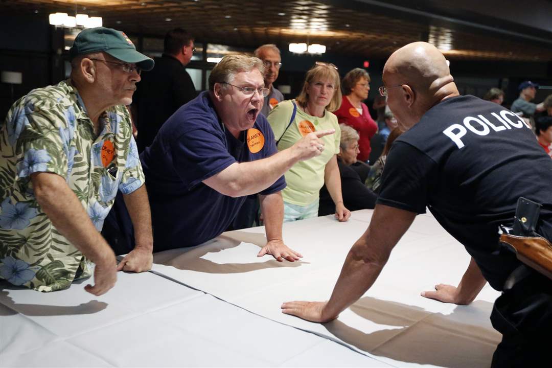 Jeremy Wadsworth's award winning 2014 portoflio - The Blade