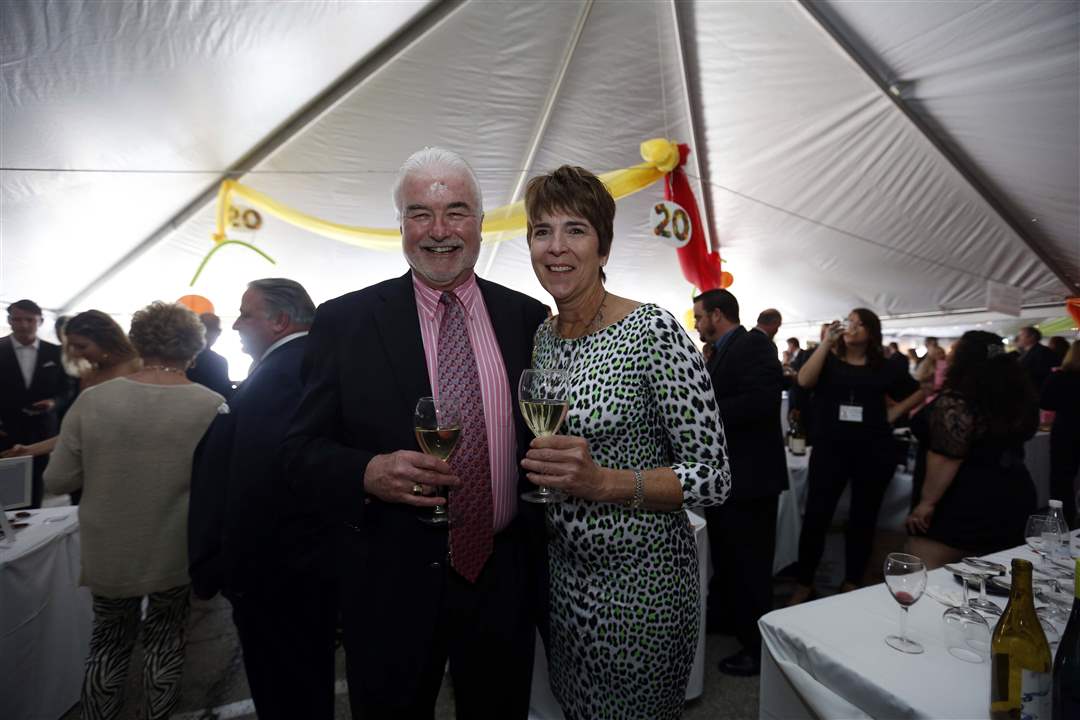 On the Town: 5/3 - The Blade