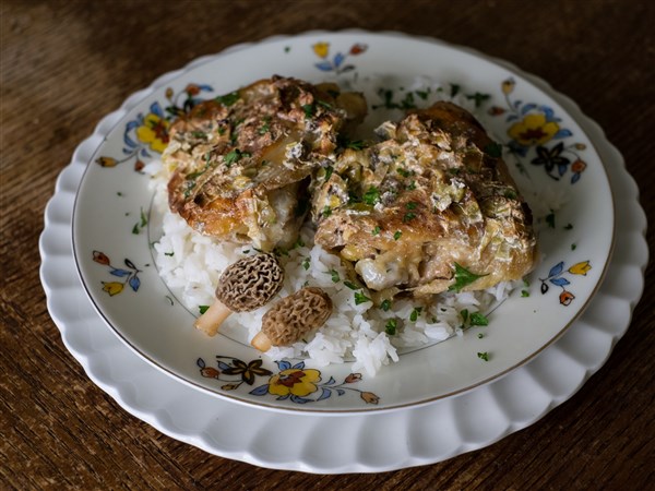 Chicken with morel mushrooms and leeks | The Blade