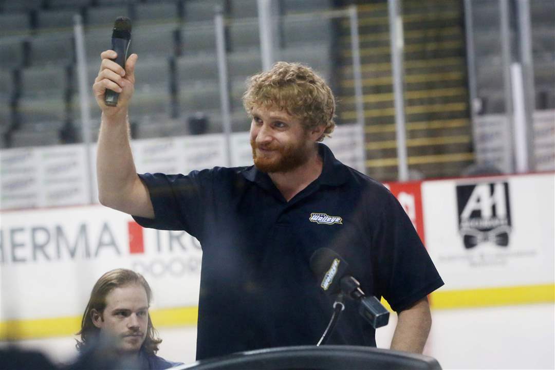 IN PICTURES: Walleye fans celebrate season to remember - The Blade