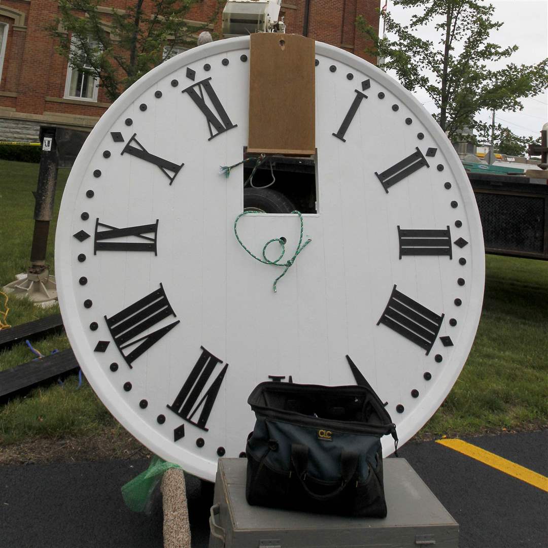 Renovated dials installed in Fulton County Courthouse clock tower - The ...