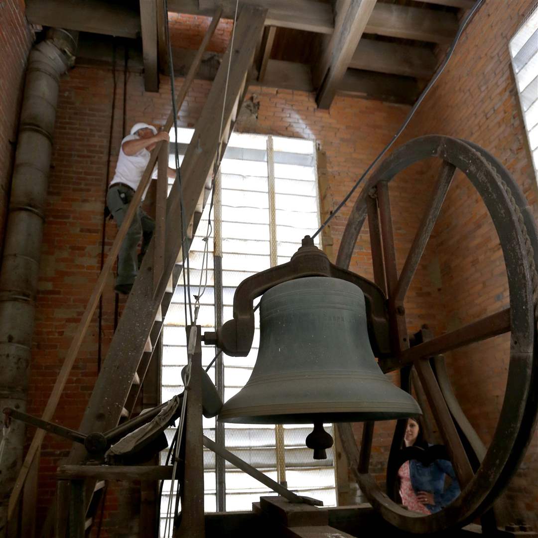 Renovated dials installed in Fulton County Courthouse clock tower - The ...