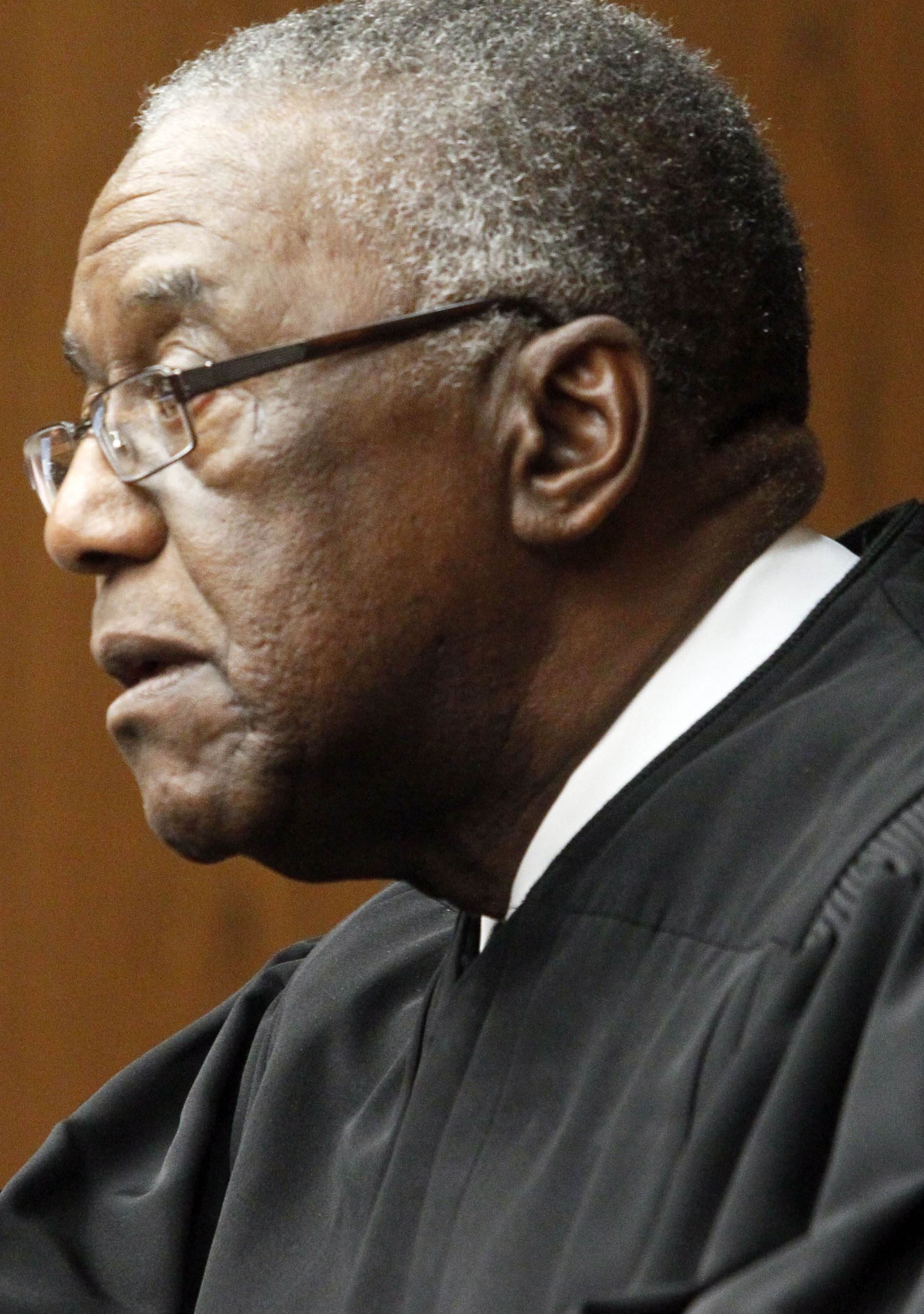 Toledo same-sex couple's marriage delayed - The Blade