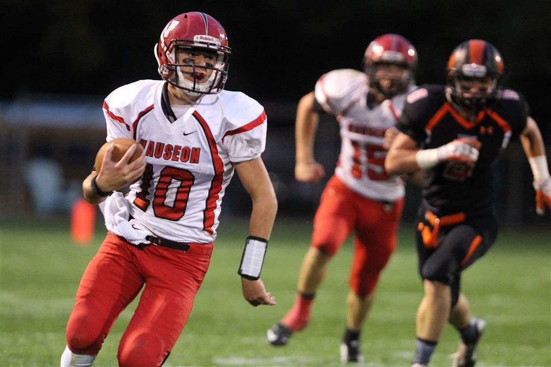 IN PICTURES: Wauseon 28, Liberty Center 7 - The Blade