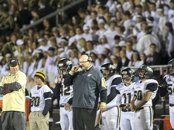 Perrysburg football program builds from within community | The Blade