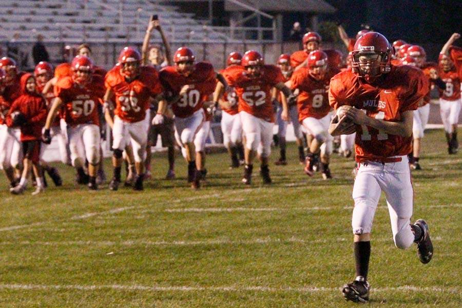 Bedford student with Asperger’s gets touchdown - The Blade
