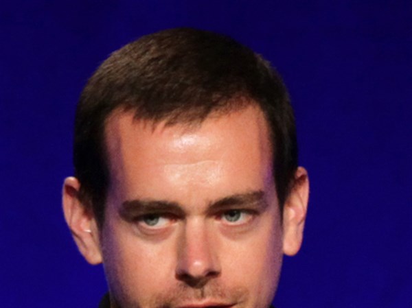 Twitter CEO gives up $200M in stock for company employees | The Blade