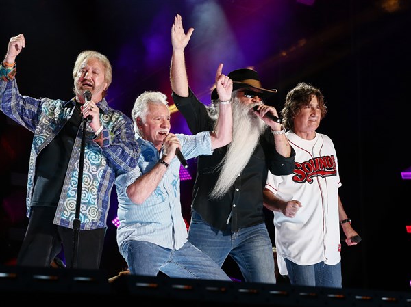 Oak Ridge Boys inducted into country hall of fame | The Blade