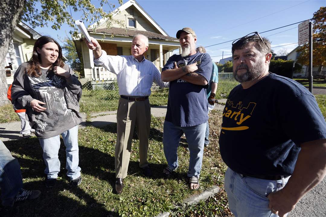 Candidates campaign before Election Day - The Blade