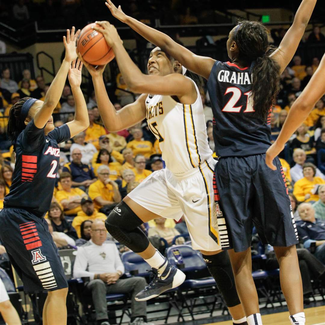 IN PICTURES: UT women's basketball battles Arizona - The Blade