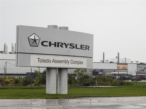 Woman hurt, new pickups stolen from Toledo Assembly Complex | The Blade